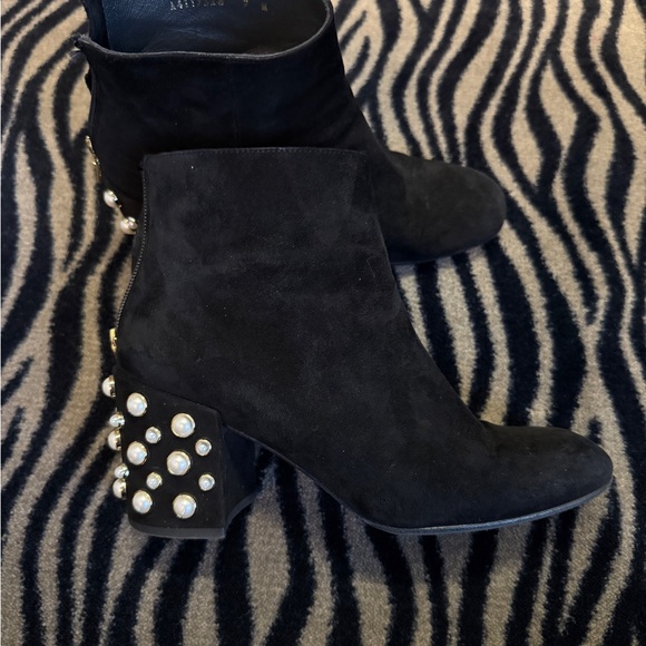 Stuart Weitzman | Shoes | Stuart Weitzman Black Ankle Boots With Pearl ...